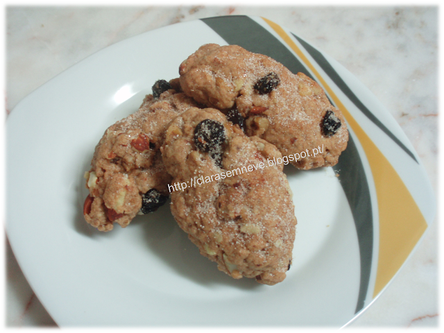 Claras em Neve: Broas de frutos secos