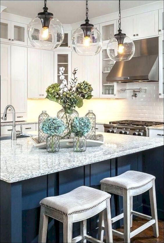35+ Inspiring Small Space Kitchen Lighting | ARA HOME