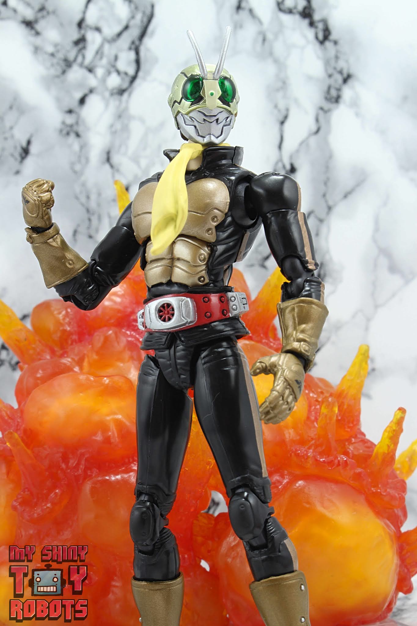 My Shiny Toy Robots: Toybox REVIEW: S.H. Figuarts Shocker Rider (THE NEXT)
