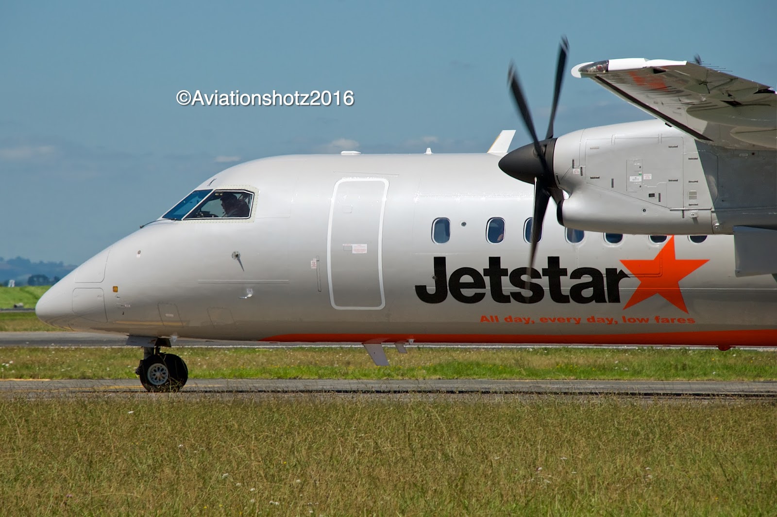 Aviationshotz: Jetstar NZ Regional Q300 - VH-TQK