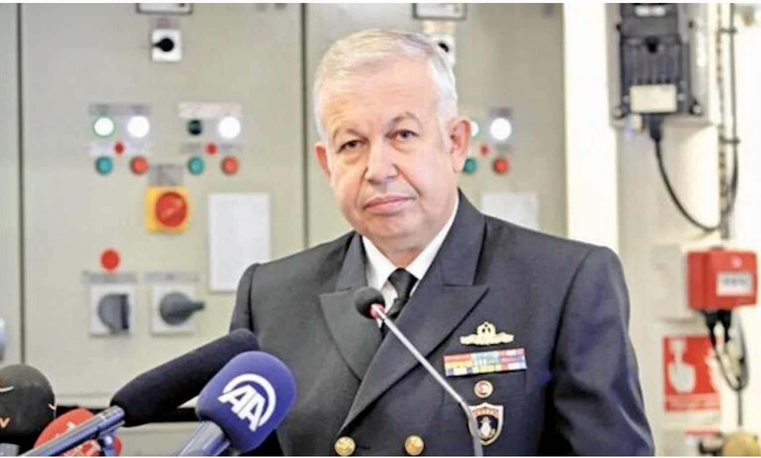 ΤΟ ΚΟΙΝΟ ΤΩΝ ΑΠΑΝΤΑΧΟΥ ΕΛΛΗΝΩΝ: Υποναύαρχος Cihat YAYCI: Η Αιχμή του ...