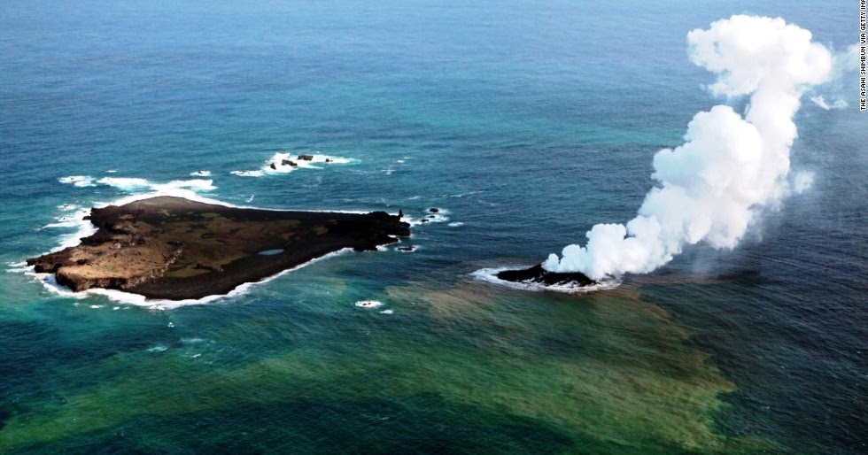 How to make a tiny volcanic island - Geology In
