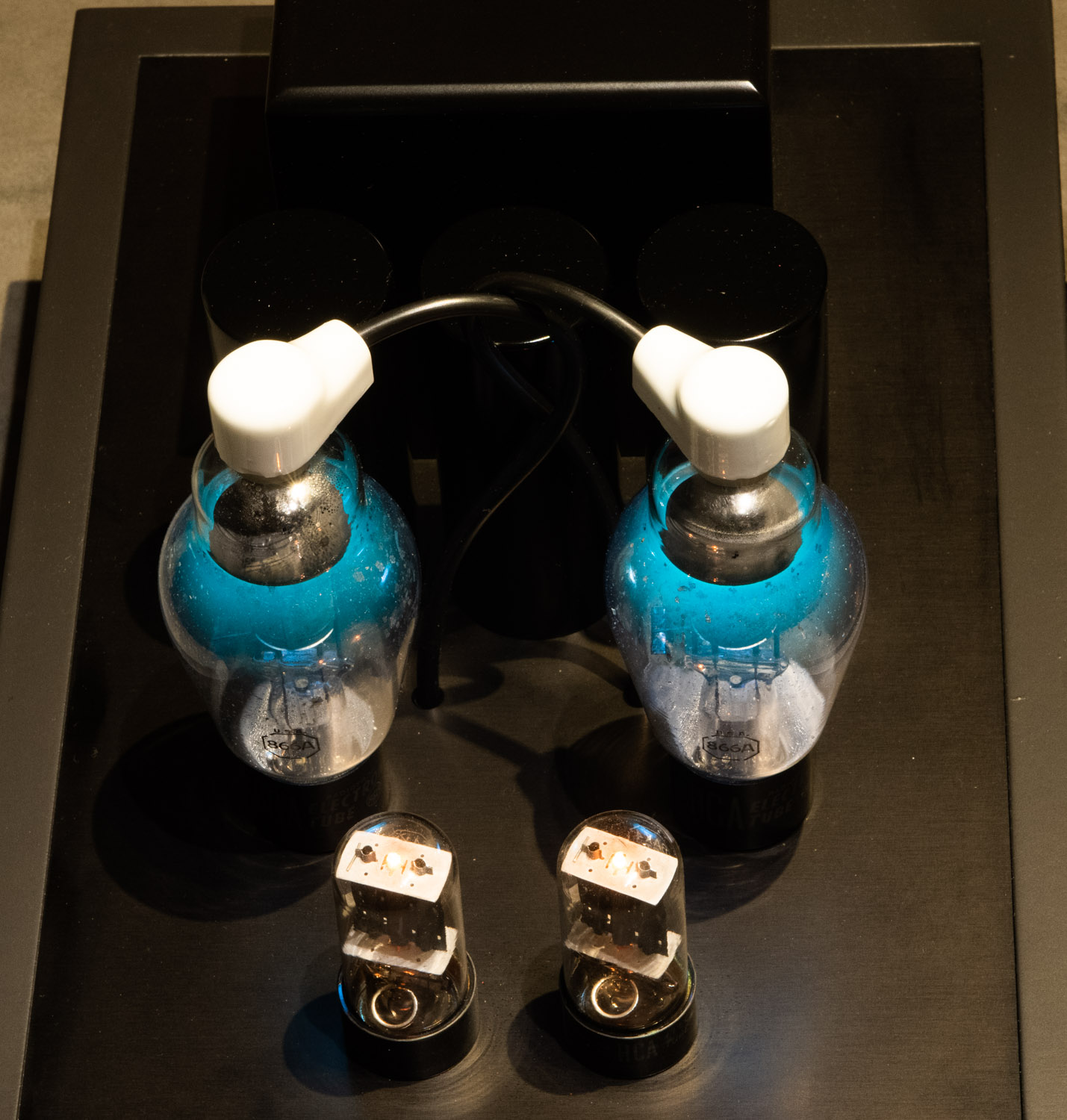 THE BLUE GLOW – M & S | Ultimate High-Fidelity