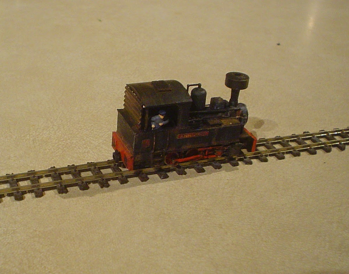 The chronicles of the Isle of Stoner: 009 locos are like buses...