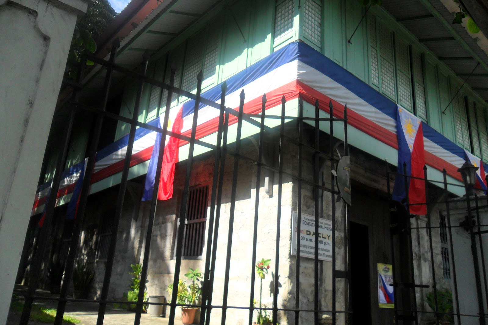 Dince's Chronicles: GAT ANDRES BONIFACIO TRIAL HOUSE