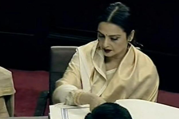 Bollytter: Rekha taking oath in Rajya Sabha MP Photos