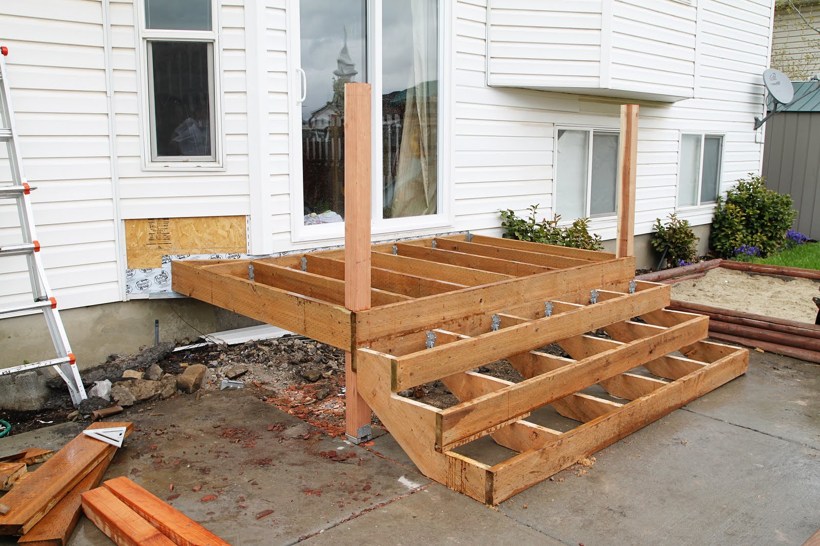 Bree's Digital Life: The Deck Revealed