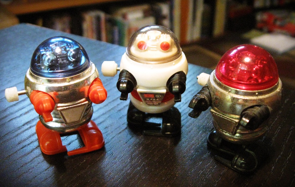 Lair of the Dork Horde: The Return of the Tomy Rascal Robots!