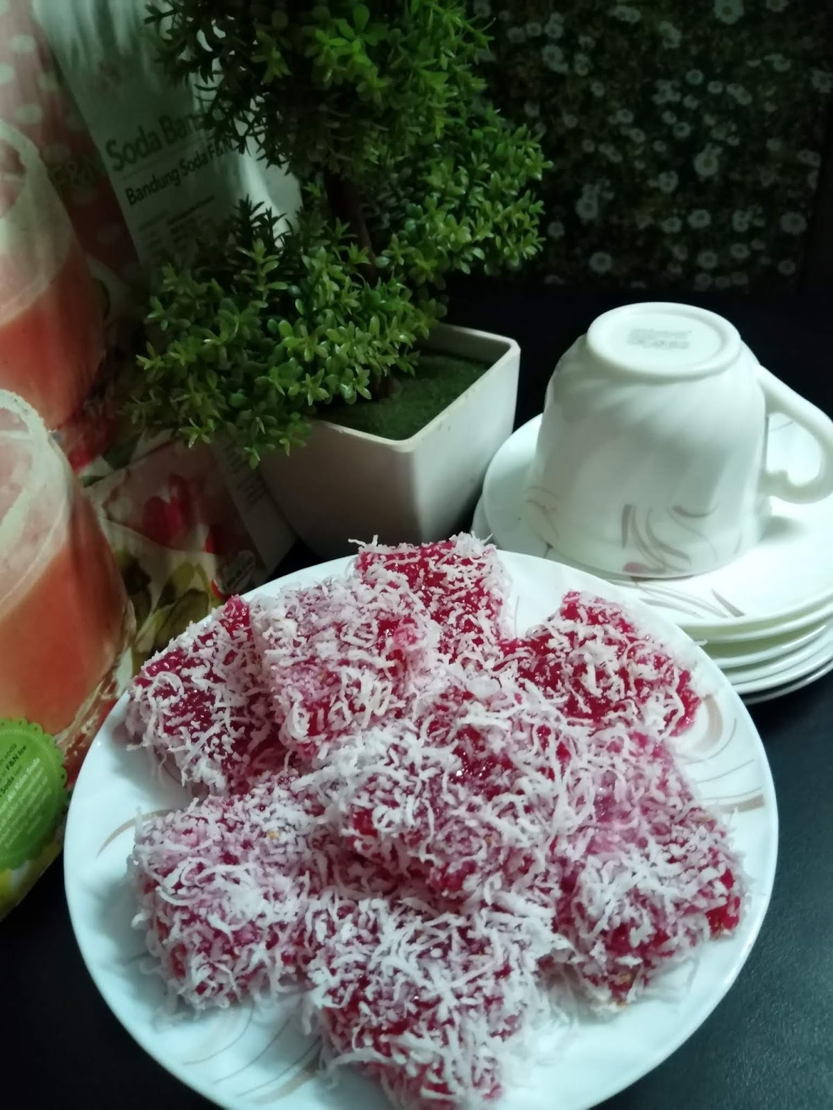 namakucella: KUIH SAGU KUKUS