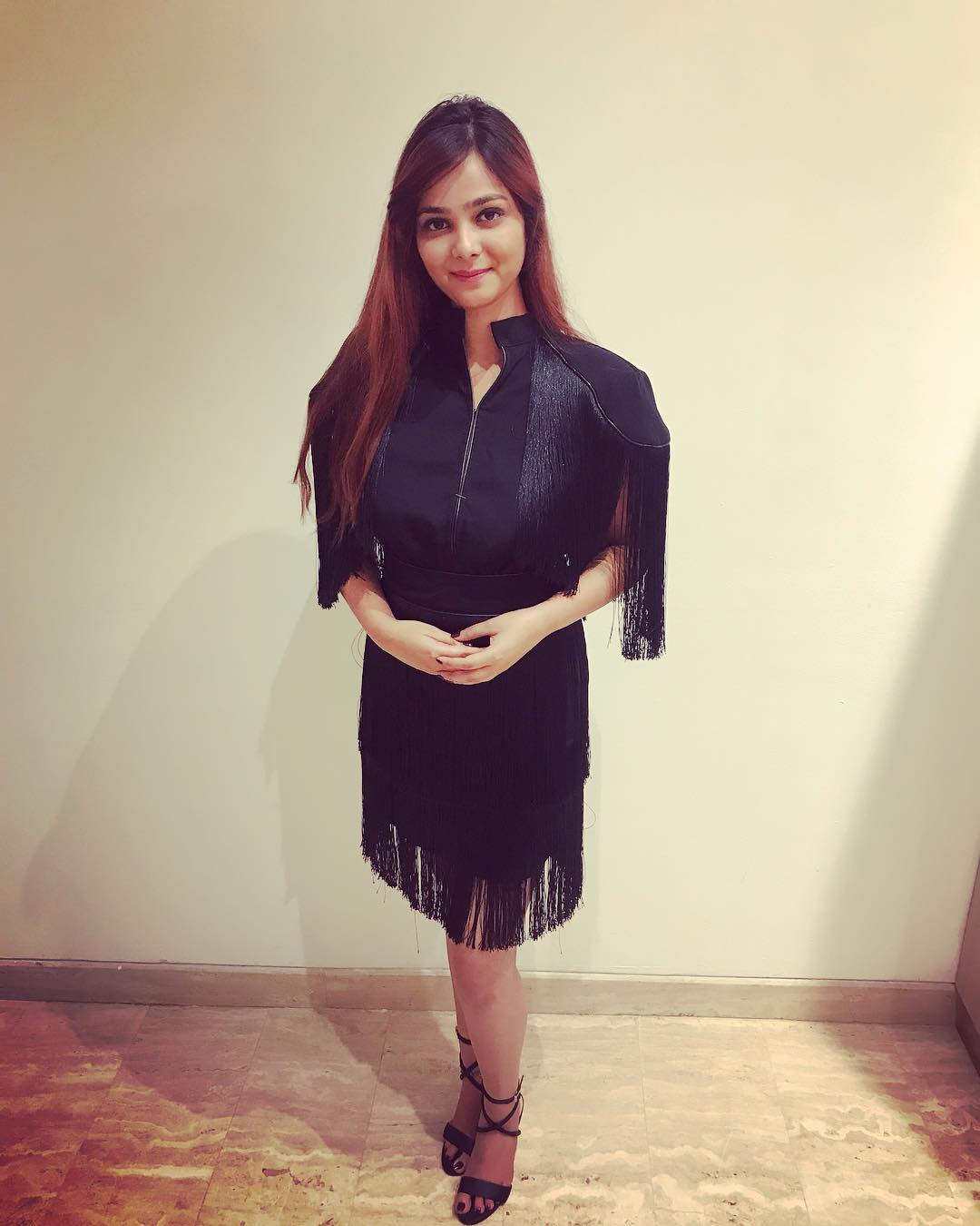 Amazing Singer Shraddha Sharma Stunning Photos Wallpapers