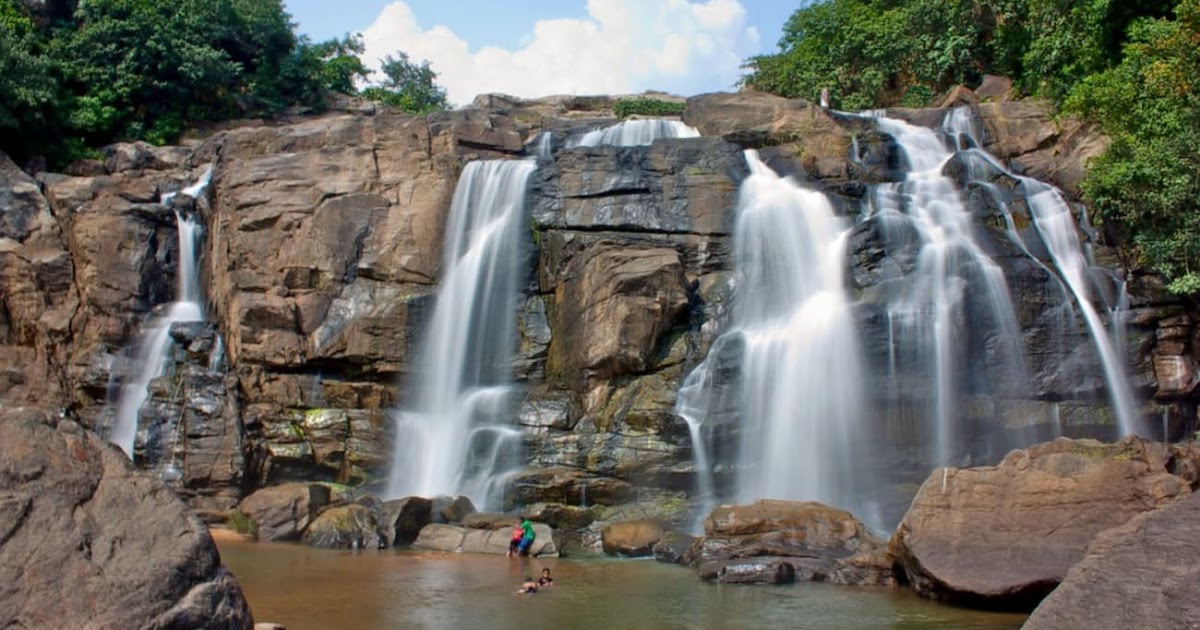 Romance to the Melody of the Gorgeous Waterfall on Your Manali Honeymon ...