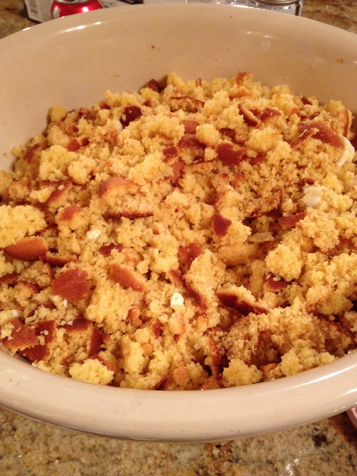 Little Magnolia Kitchen: CHICKEN AND CORNBREAD DRESSING