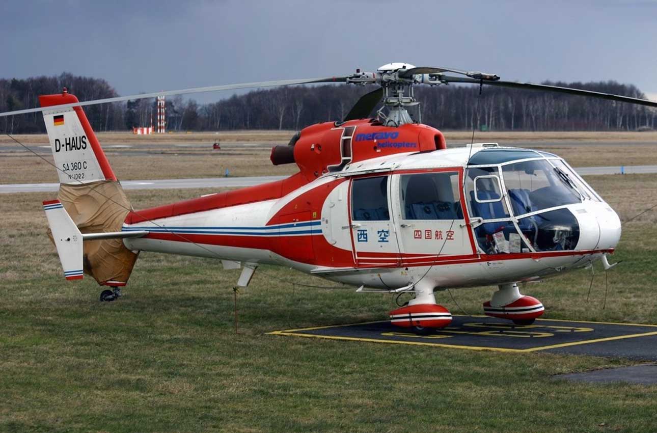 nhungdoicanh: Aérospatiale SA-360/361 Dauphin