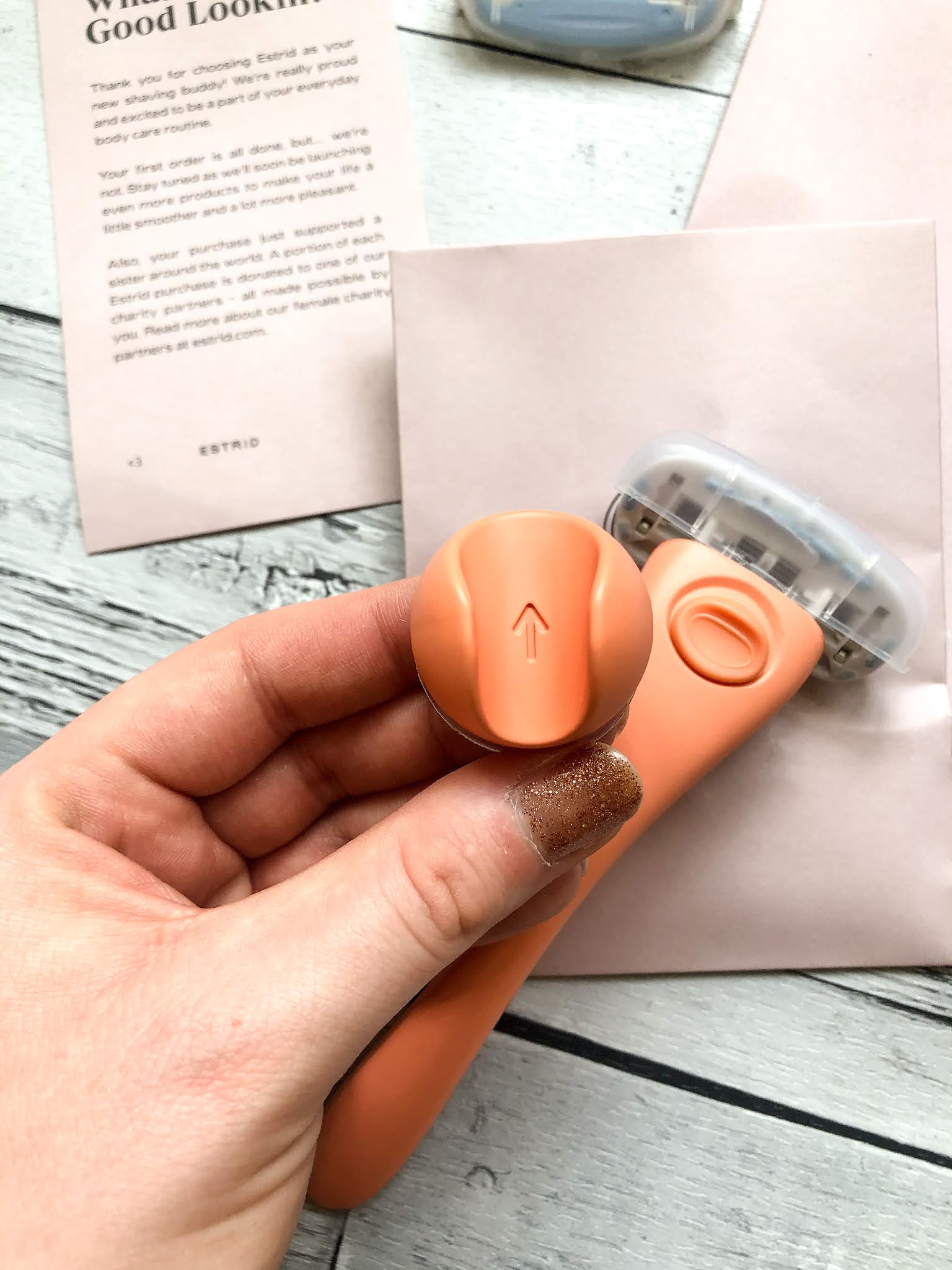 CHANGING THE RAZOR GAME WITH ESTRID - VEGAN AND SUSTAINABLE RAZOR FOR ...