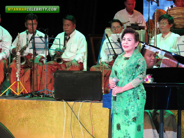 PHOTO: Classic Mar Mar Aye's Solo Music Show in Yangon | Myanmar Singer ...