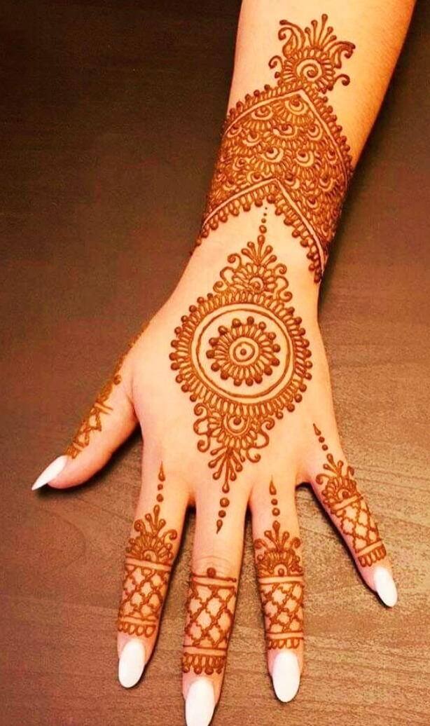 35+ Best Mehndi Design Images For Holi || Holi Mehndi Design Images ...