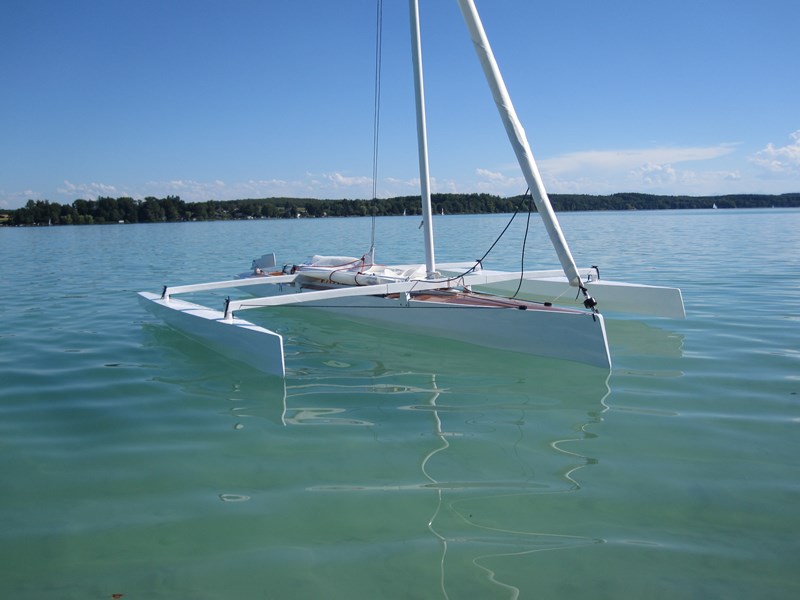 Dudley Dix Yacht Design: Trika 540 Demountable Trimaran