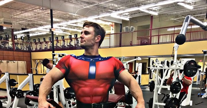 TITAN: TITAN ULTIMATE MUSCLE ADONIS TIME TO BOOK YOUR FUTURE bois