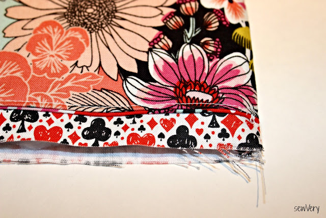 sewVery: Wonderland Blog Hop: Chair Pocket Tutorial