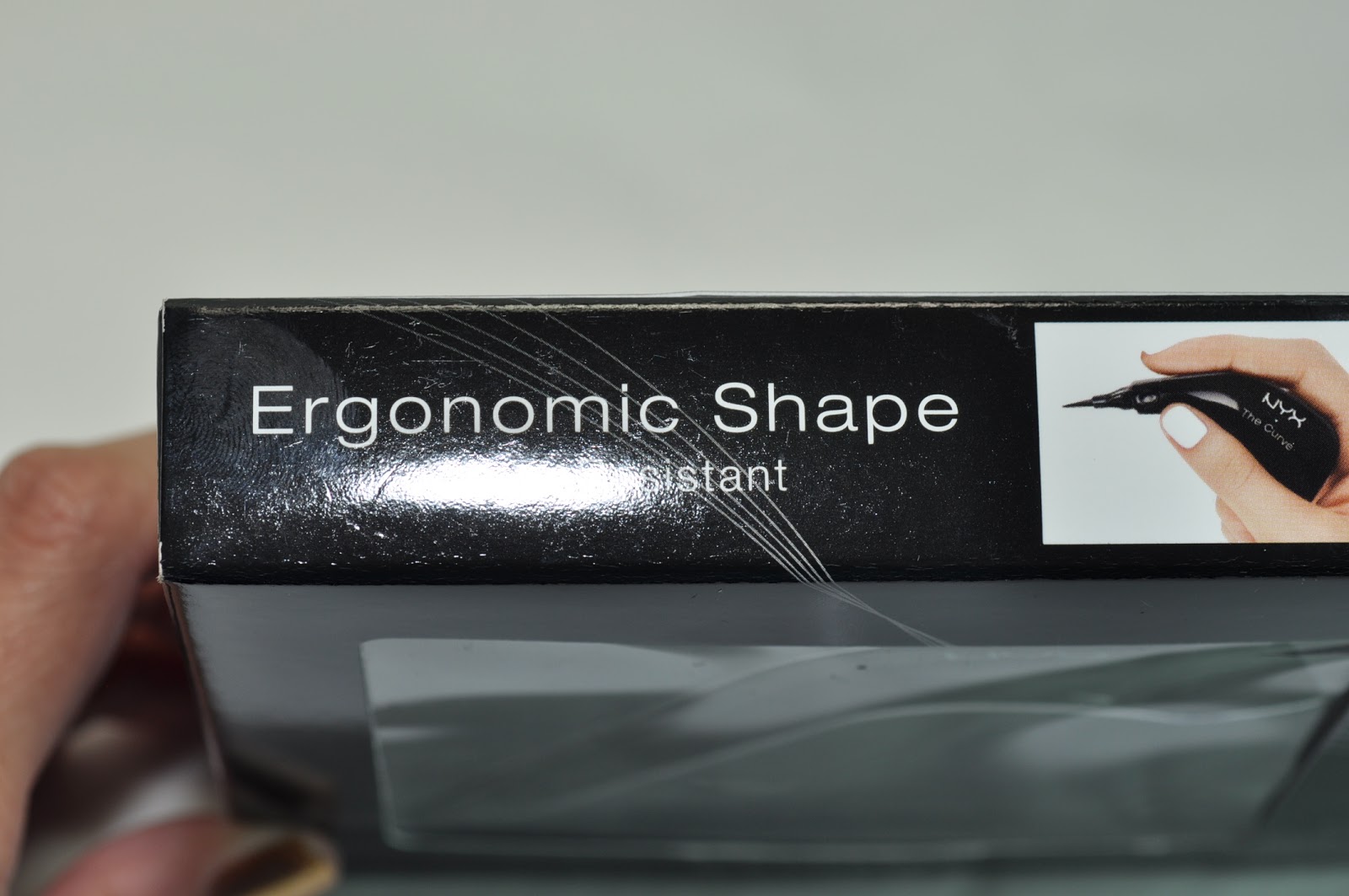 NYX The Curve Liquid Liner Swatches, Look and Review - The Shades Of U