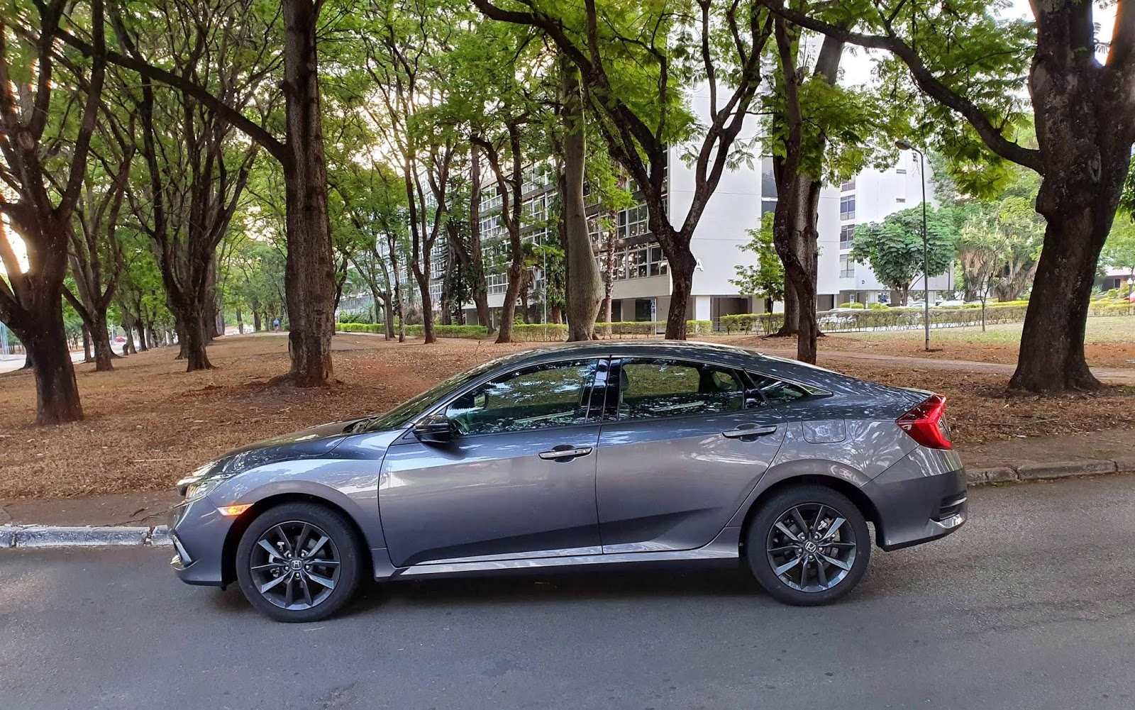 Honda Civic 2020 EXL amadureceu, mas continua divertido