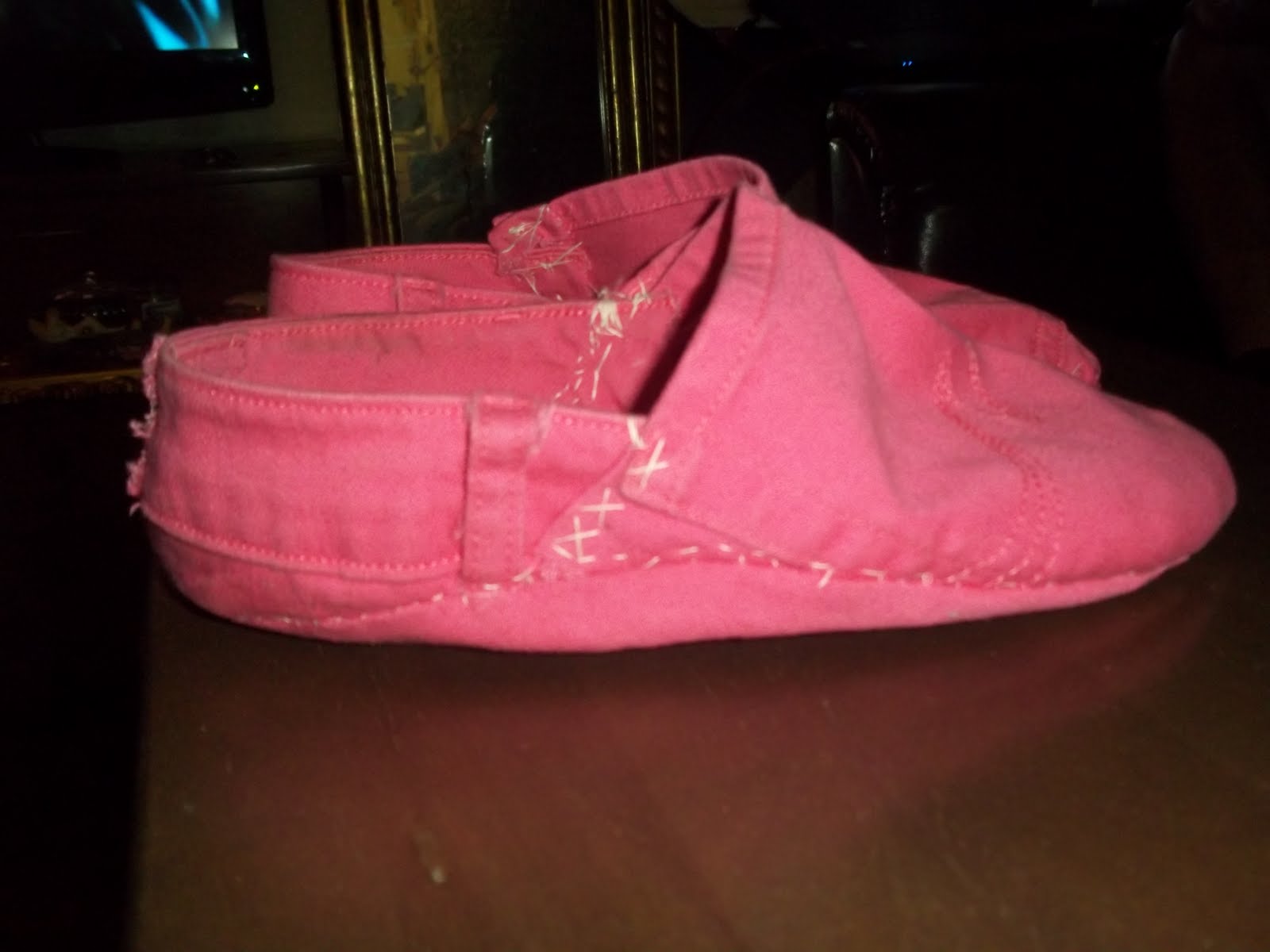 I am Miss Kay =]: DIY Recycled Denim House Shoes!