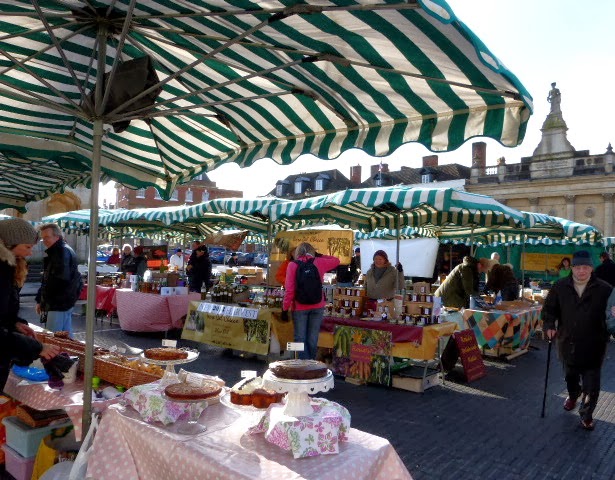 Devizes Days in Words and Pictures 2015: A Windy Morning at the Farmer ...