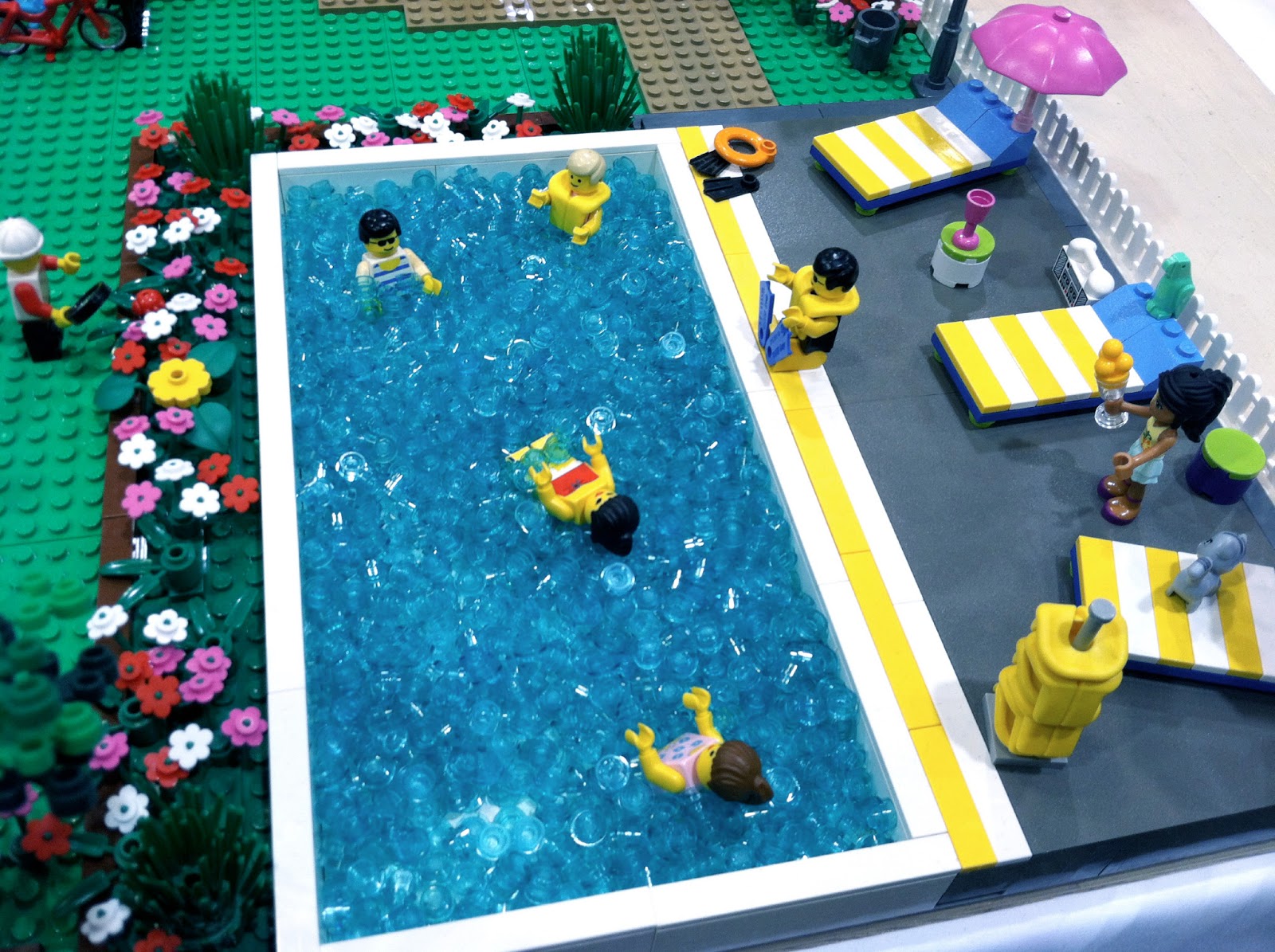 grass stains: I went to a LEGO BrickFair