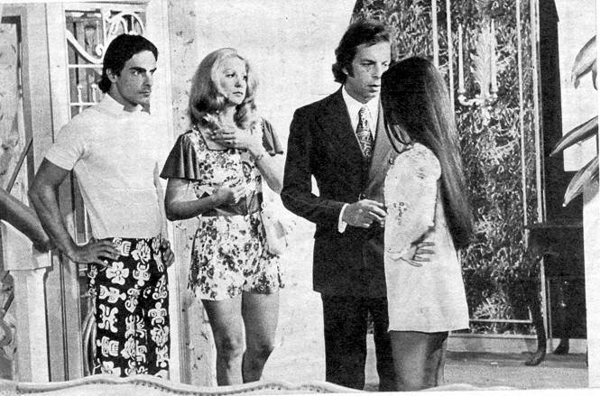 Astros em Revista: ROBERTO PIRILLO O GALÃ DAS SETE