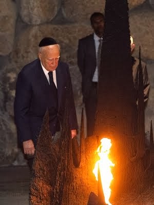 ΝΕΑ ΕΠΟΧΗ: Η ΕΛΛΗΝΙΚΗ ΚΥΒΕΡΝΗΣΗ ΚΑΙ ΤΑ Μ.Μ.Ε ΕΚΤΕΛΟΥΝ ΤΙΣ ΕΝΤΟΛΕΣ ΠΟΥ ...