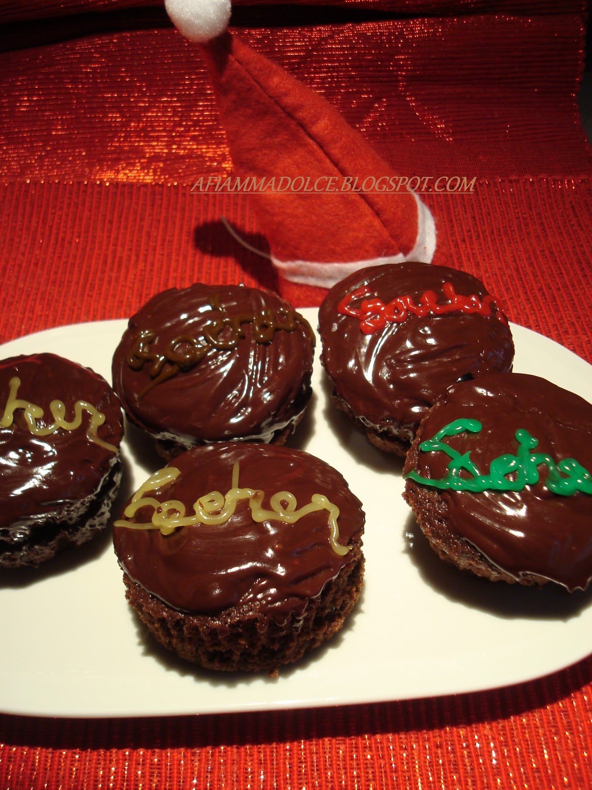 Mini sacher torte…mini peccato di gola! – A fiamma dolce