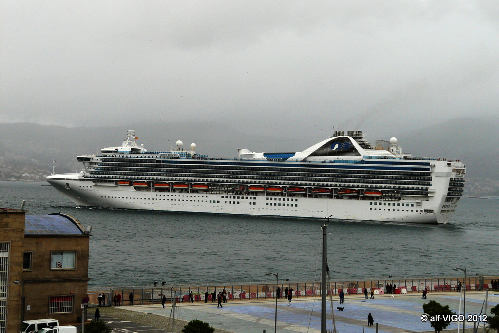 ALF Y SU MUNDO NAVAL: "GRAND PRINCESS"