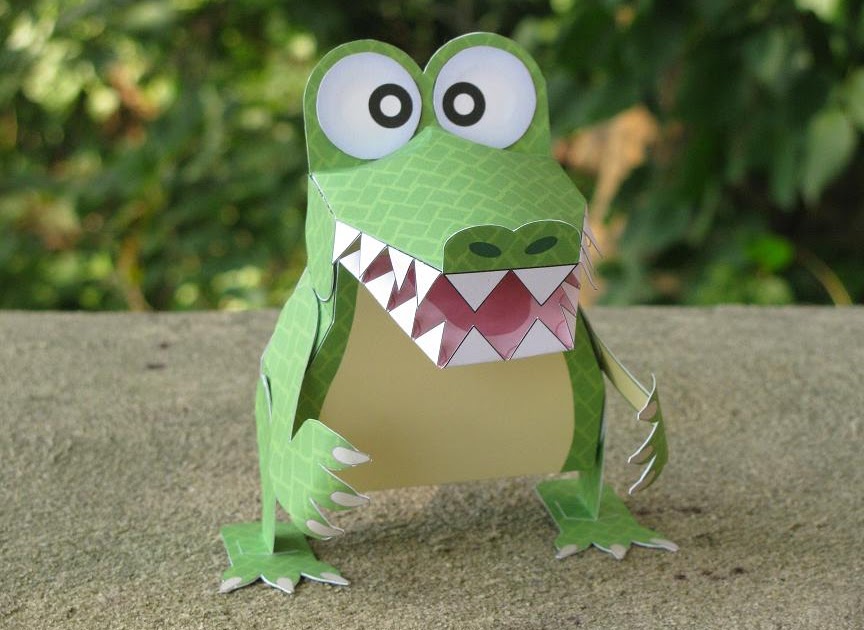 Paper Poseables: Crocco in Love