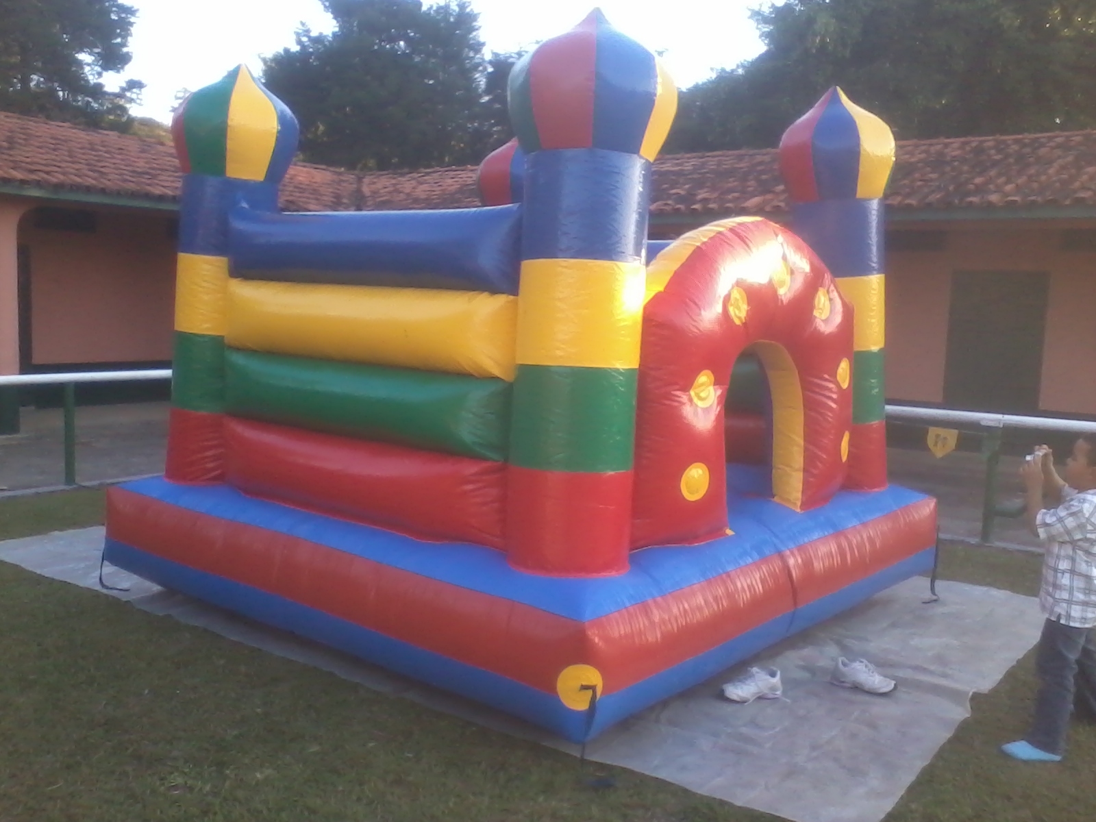 LAKUKA EVENTOS! FESTAS - CASAMENTOS: CASTELINHO INFLAVEL