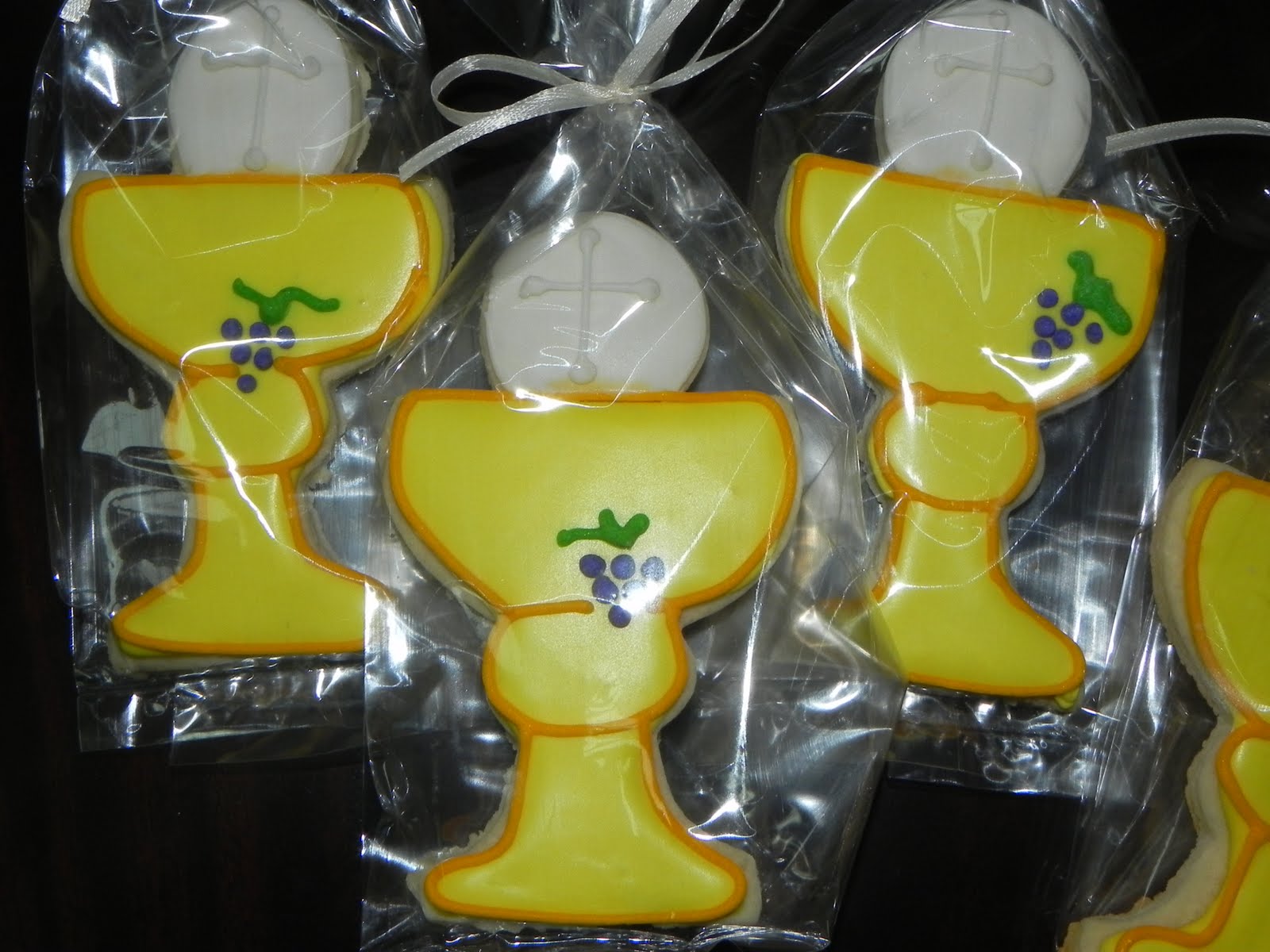 Adriana's Cookies: First Communion Party for a Boy...