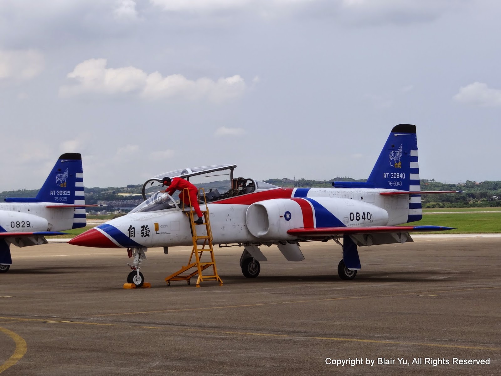 Blair's 軍事,警察及消防攝影: 雷虎小組 AT-3 教練機 0840