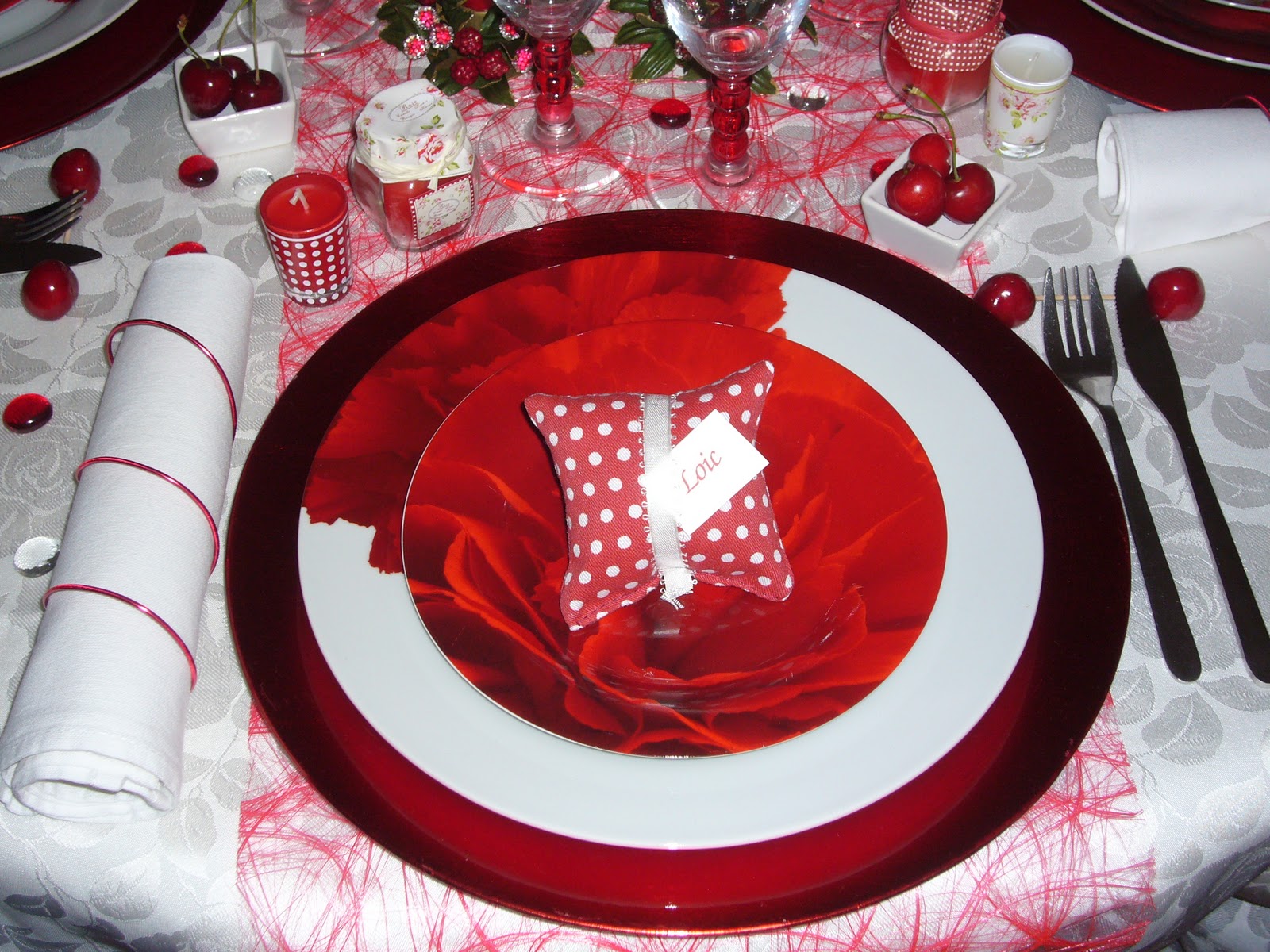 LES TABLES D'ISA: Table Rouge et Blanche