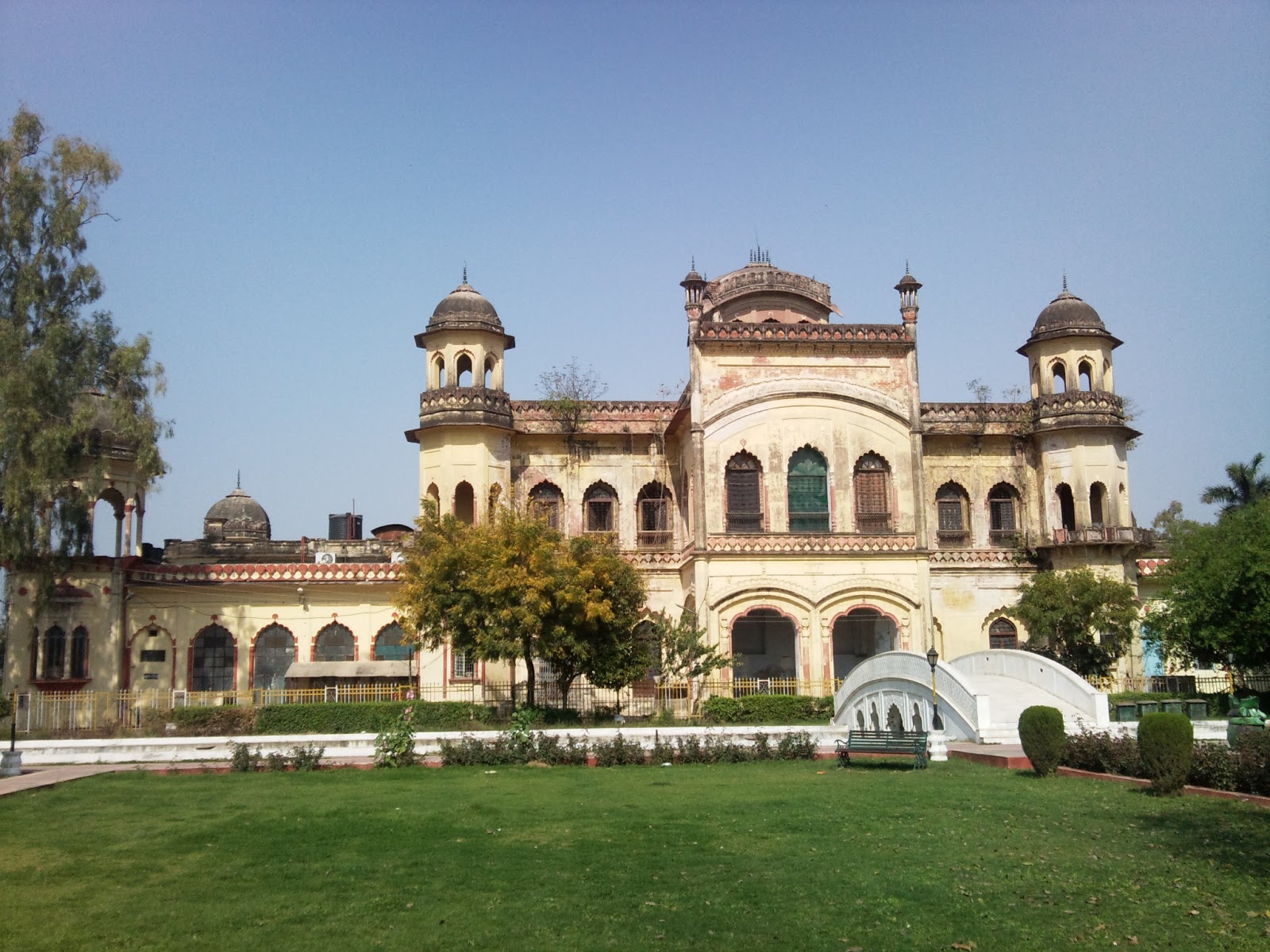 Life,films and nostalgia: Butler Park - Kaiserbagh Heritage Zone - Lucknow