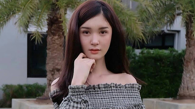 Benz Thipsuda – Most Beautiful Teen Ladyboy - TG Beauty