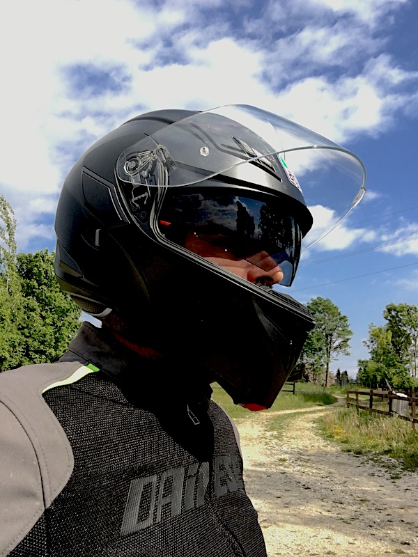 Test: Casco modulare AGV Compact ST