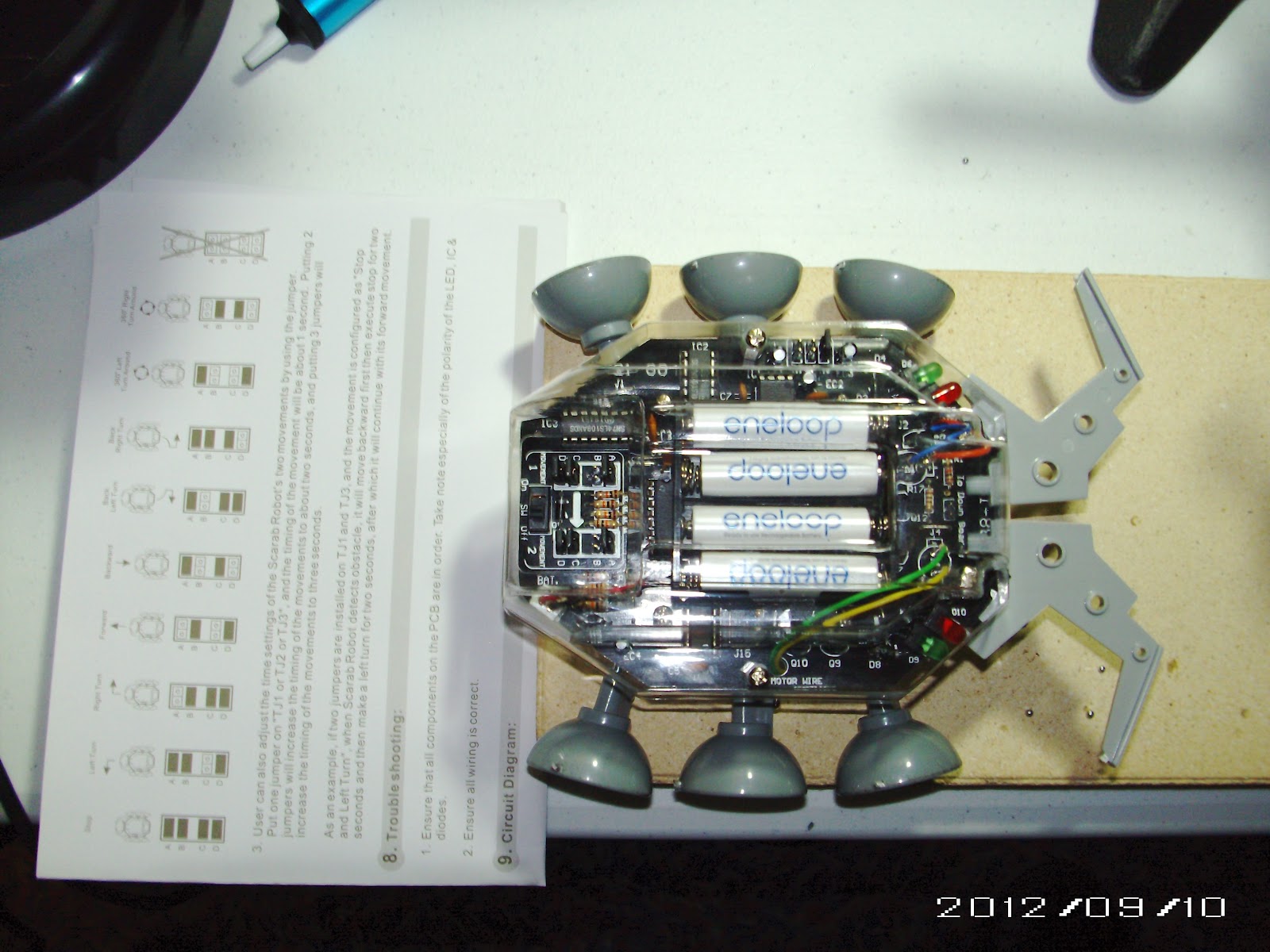 Electric Light : Scarab Robot by Elenco