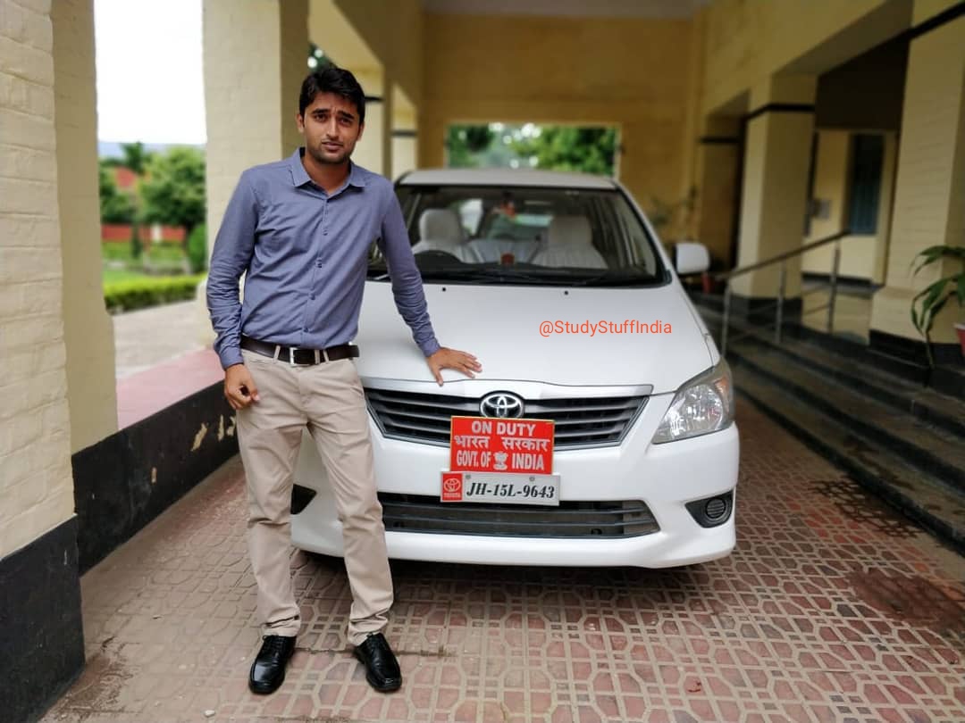 IES.Priyank Turkar Looking stunning with his Gov.Car (Vehicle)