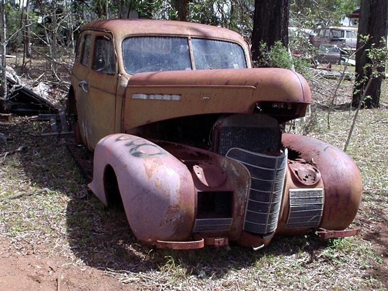 My 1928 Chevrolet: Rusty Relics (Latest Installment of over 150 photos)