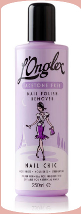 Beauty : A girl in the city.