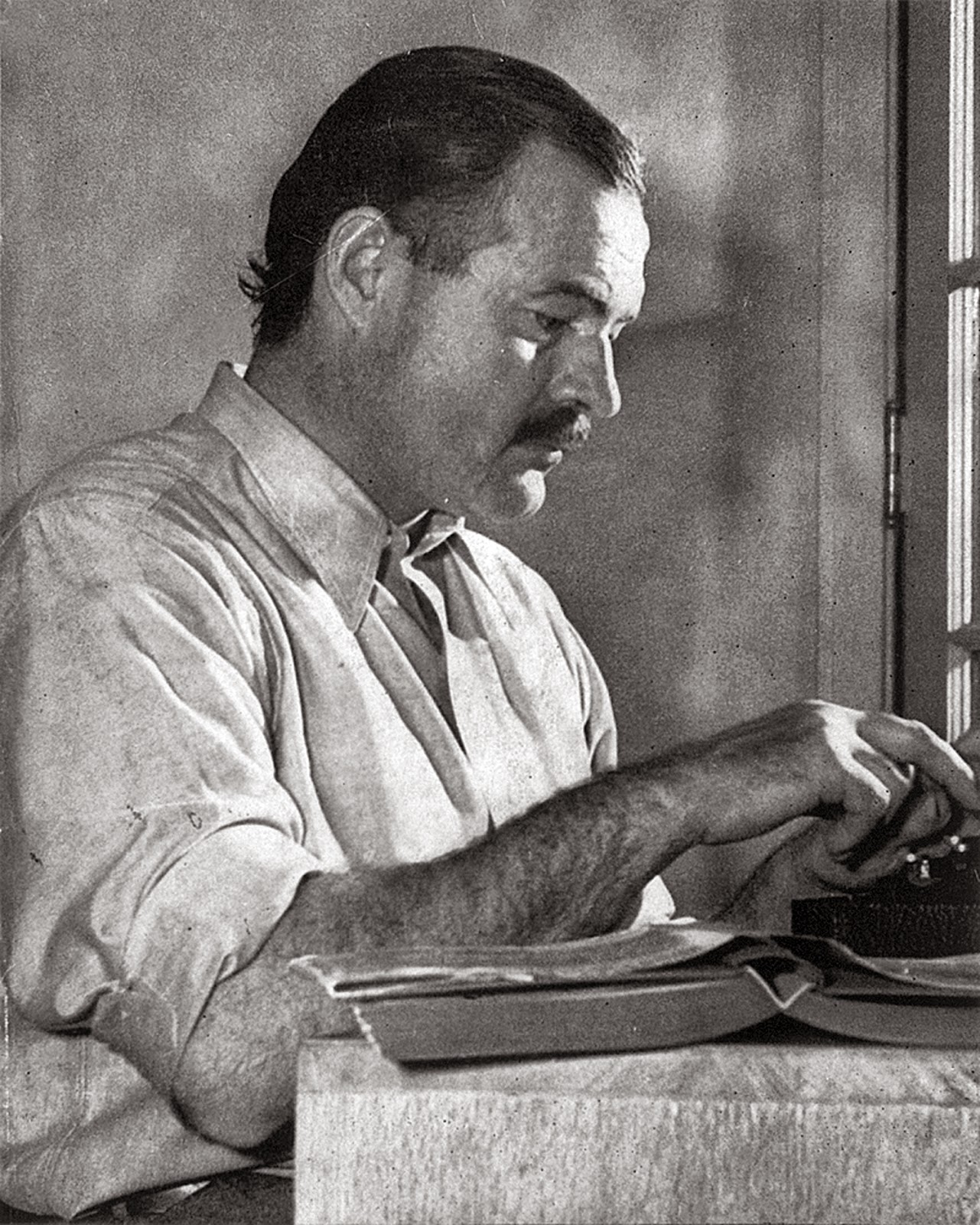 Advice for Writers: Ernest Hemingway's A Moveable Feast