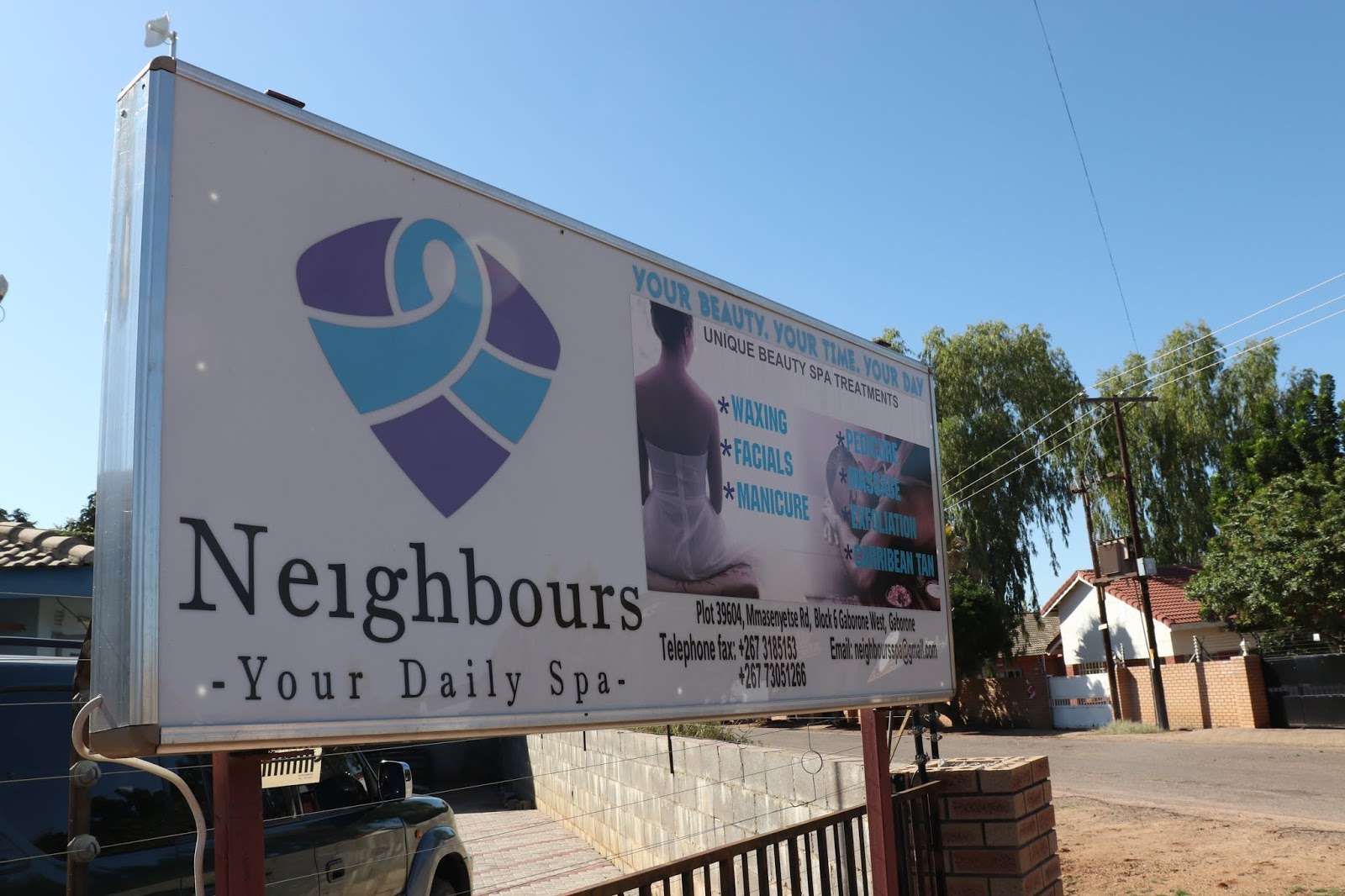 Ordinary Working Grammarian: A Typical Middle Class House in Gaborone ...