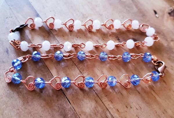 Easy Heart Wire and Bead Link Tennis Bracelet Tutorial / The Beading Gem