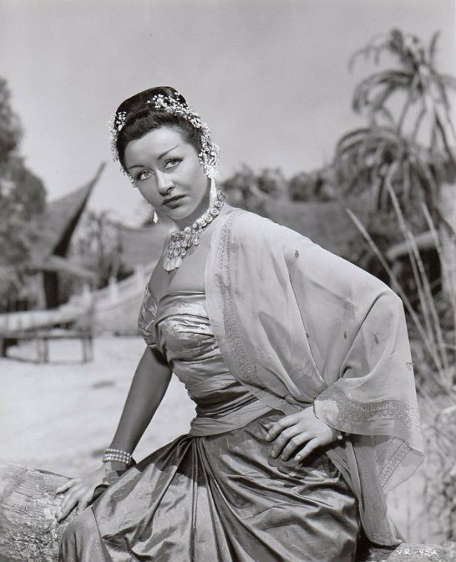 Beautiful Photos of Czech Figure Skater and Actress Vera Ralston in the ...