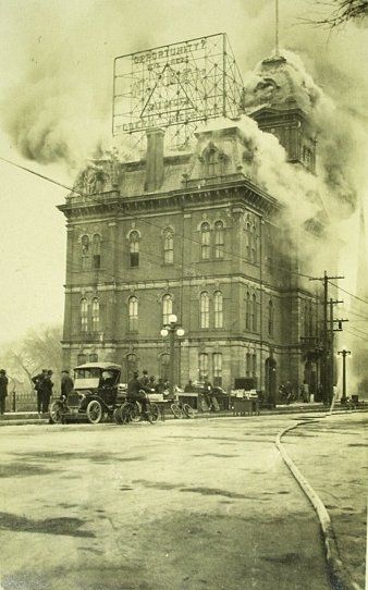 Theresa's Haunted History of the Tri-State: Warren City Hall--Ohio