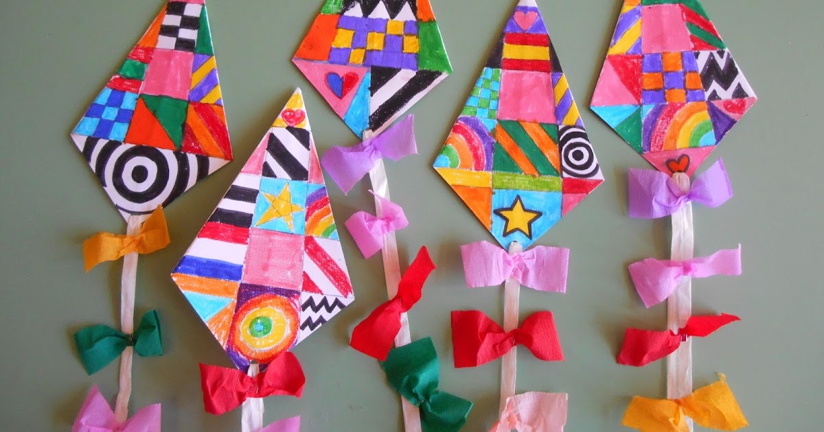 Kindergarten Art Class: ΧΑΡΤΑΕΤΟΙ